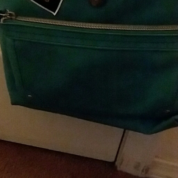 Relic | Bags | Crossbody Purse | Poshmark